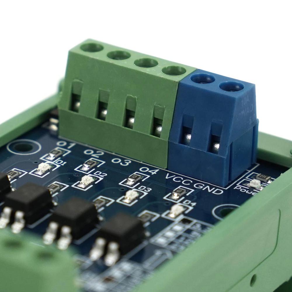 DFRobot 4-Channel Level Converter (12V to 3.3V) - Opencircuit