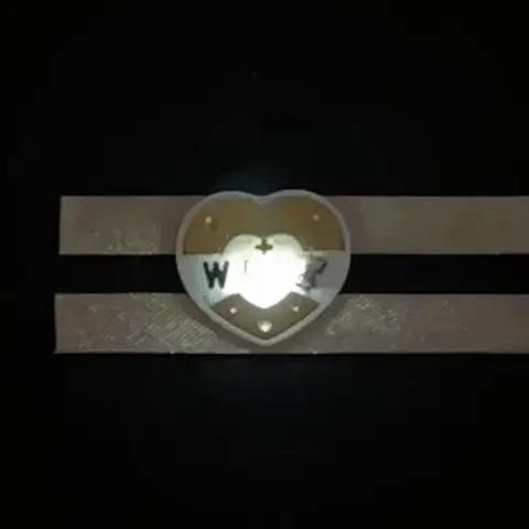 Circuit Stickers White/Red heart LEDs (6 stickers) - Opencircuit