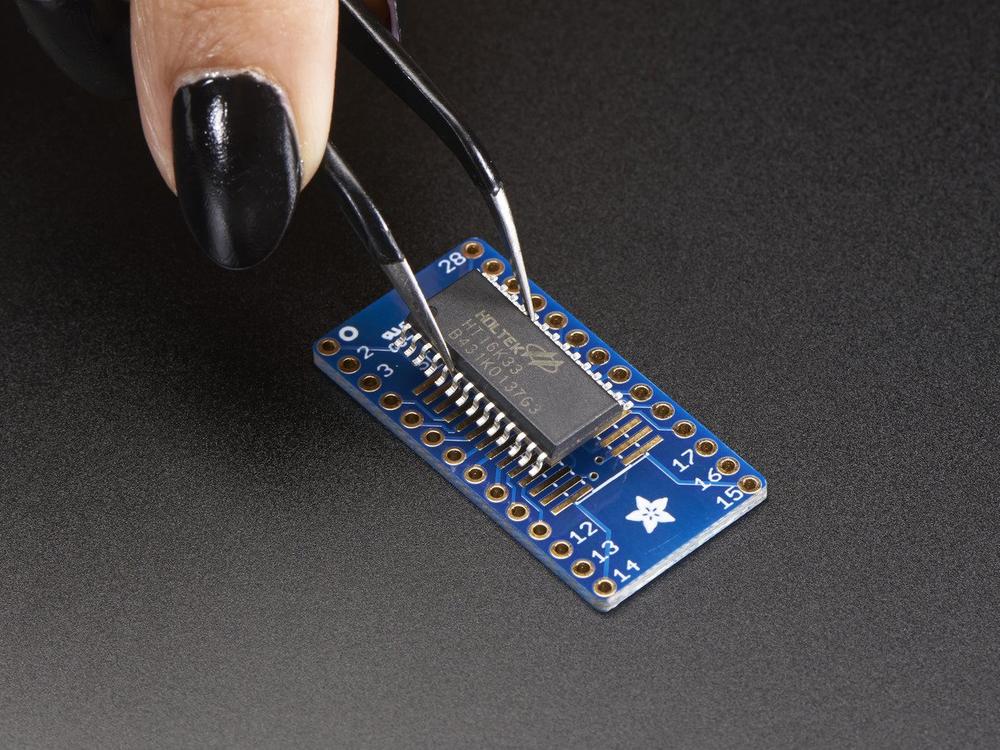 Adafruit SMT Breakout PCB voor SOIC-28 of TSSOP-28 - 3 stuks! - Opencircuit
