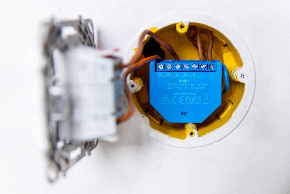 Shelly 1L - Opencircuit